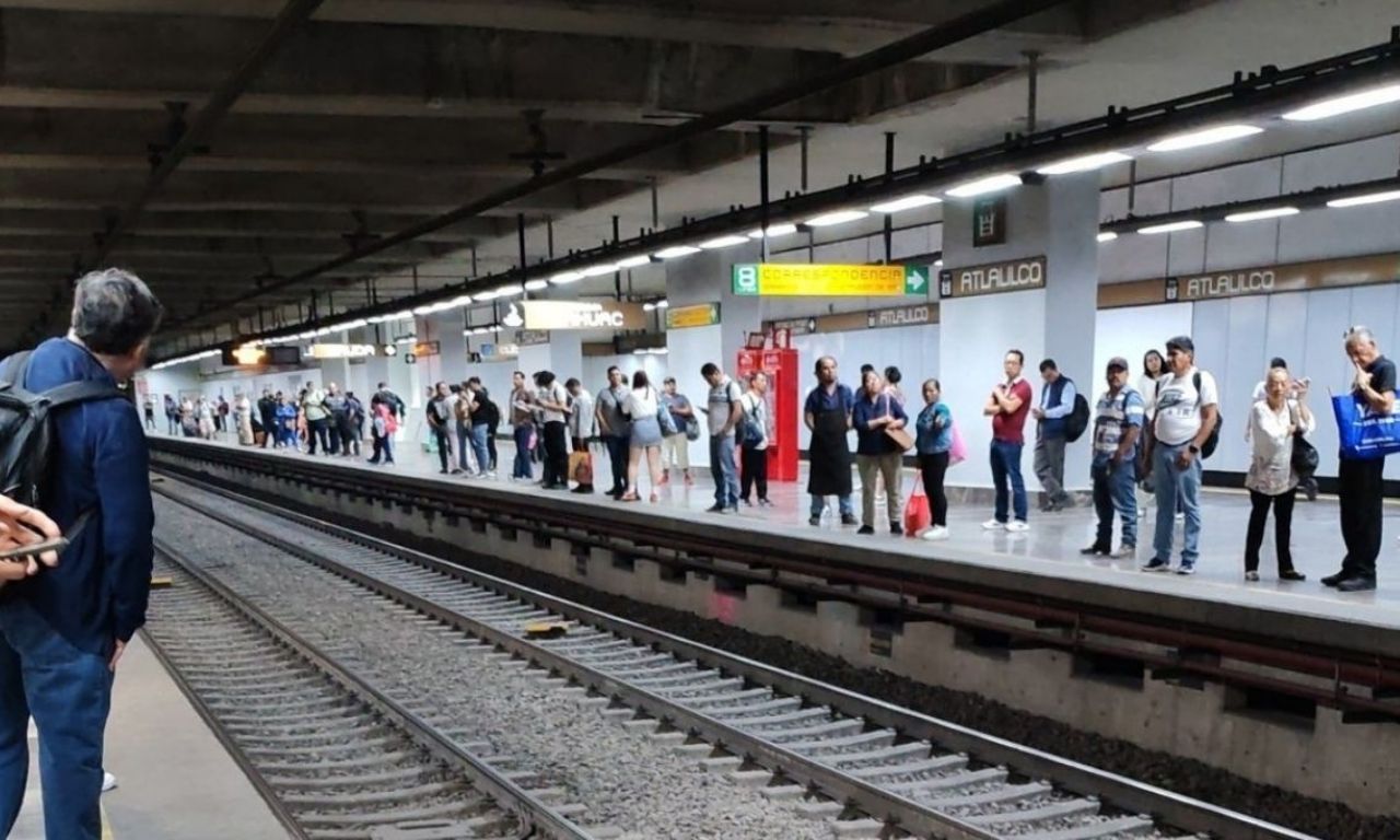 Se arroja una persona a vías de Línea 12 del Metro; servicio fue ...