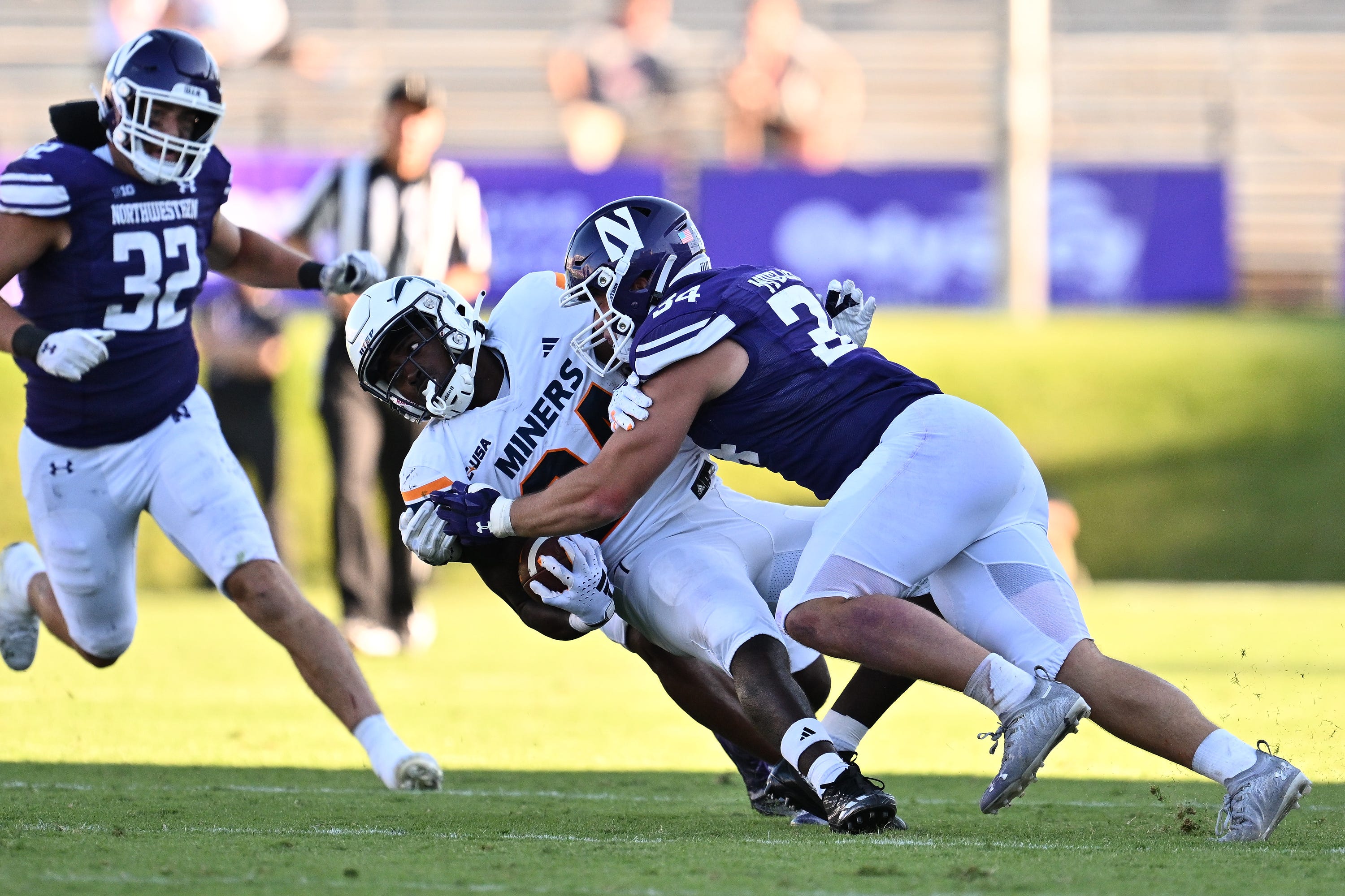 2025 NFL draft: Tennessee Titans had Tropical Bowl visit with LB Xander ...