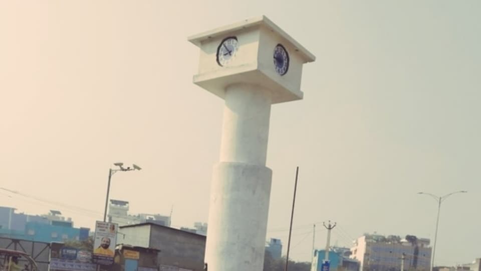 ‘Shabbily painted’ ₹40 crore clock tower in Bihar stops working days ...