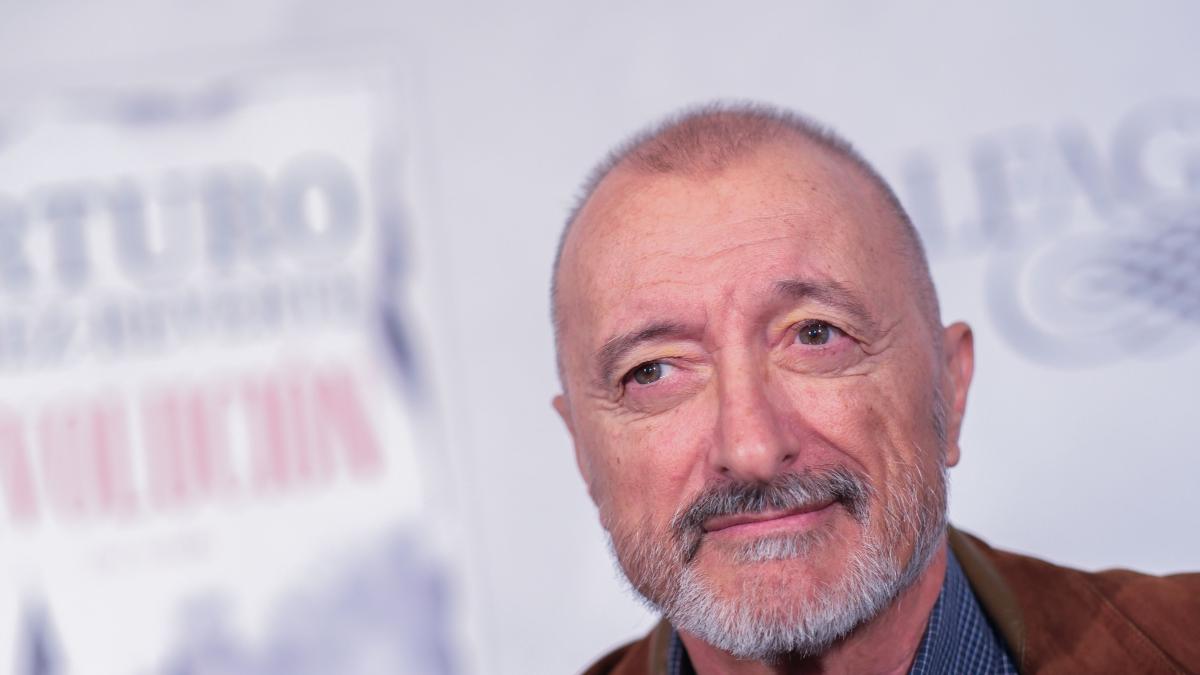 «Es significativo que sean políticos de izquierdas...»: Pérez-Reverte ...