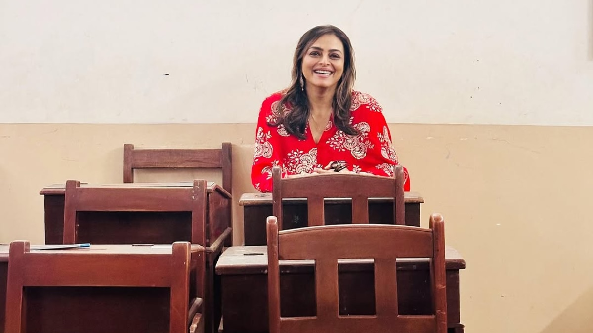 Shilpa Shirodkar Takes A Nostalgic Trip To Her School For Heartfelt ...