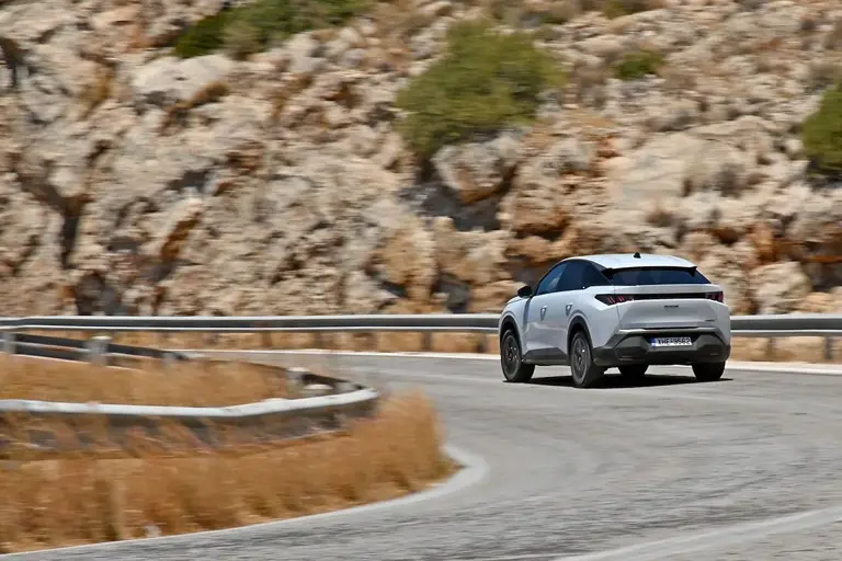 Η Peugeot κάνει το νέο 3008 πραγματικά δελεαστικό- Σημαντικά προνόμια ...