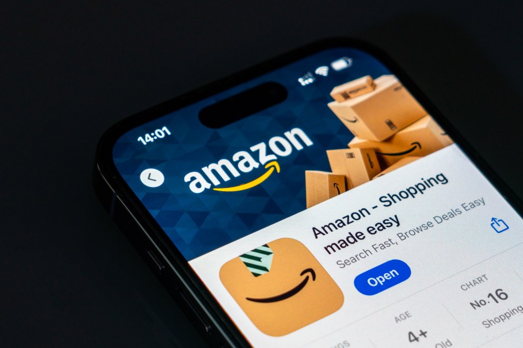 Amazon customers warned about sophisticated new ‘iPhone in your basket ...