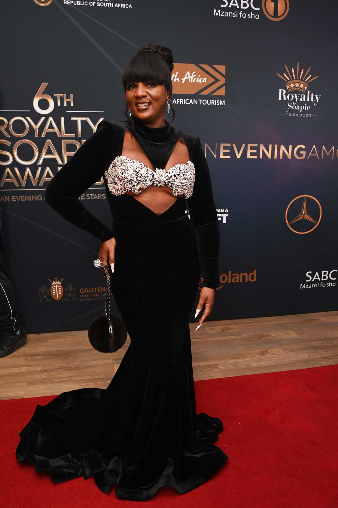 Check out why socialite Shauwn Mkhize apologised to football fans