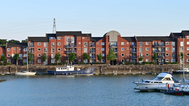 'Problem house' at Preston docks slapped with closure order by ...