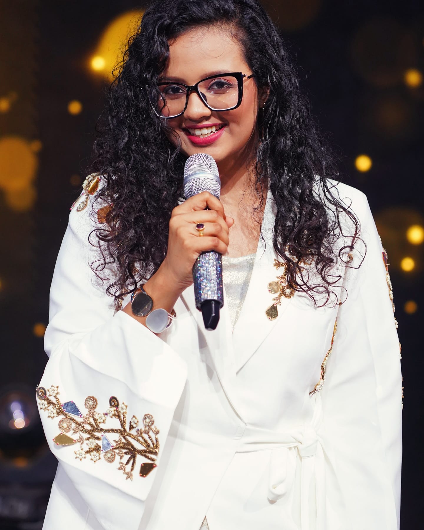 Manasi Ghosh crowned WINNER of Indian Idol Season 15 after thrilling ...