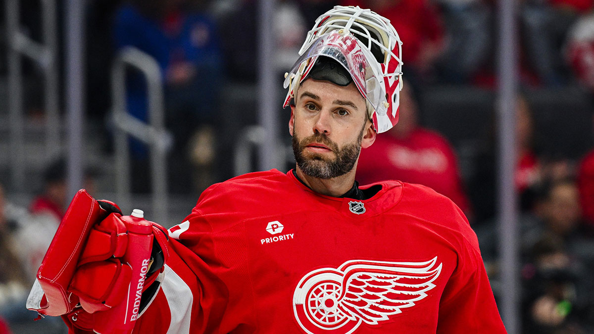 Red Wings’ Cam Talbot gets Todd McLellan praise after crucial Panthers win