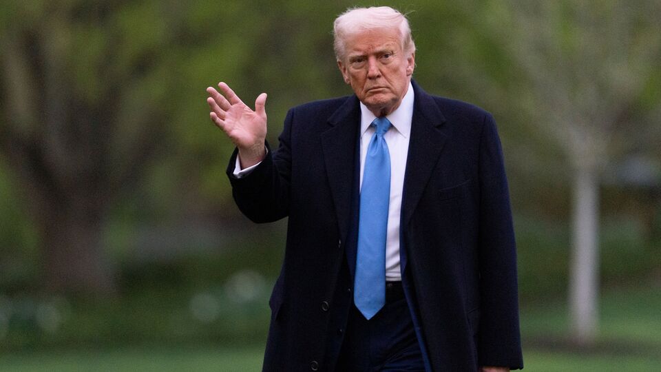 Black Monday: As markets crash netizens cope — from ‘Orange Monday ...