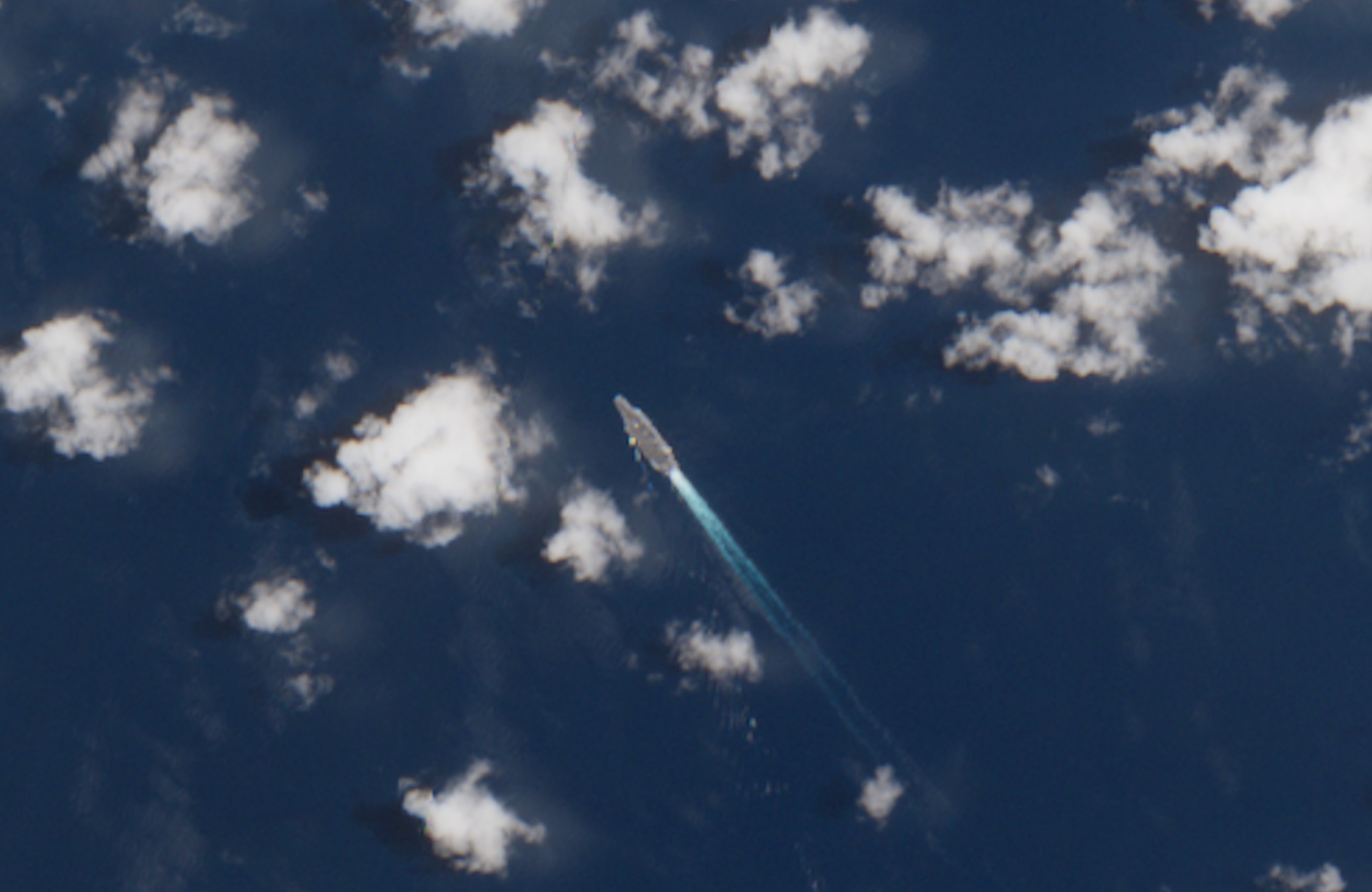 Satellite Image Shows US Aircraft Carrier Nearing Iran