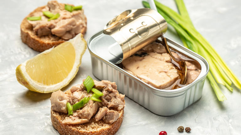 5 Of The Healthiest Canned Fish You Can Buy At The Store