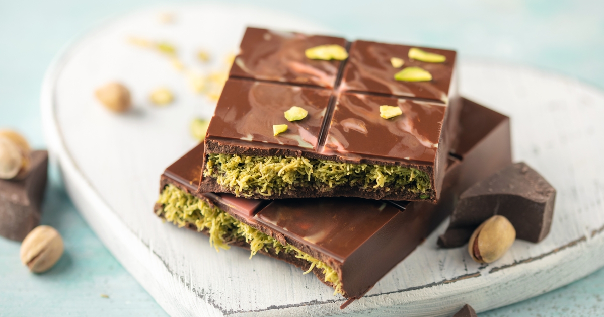 Goodbye Dubai Chocolate, Hello Crunchy Cake: The Sweet Trend Everyone’s ...