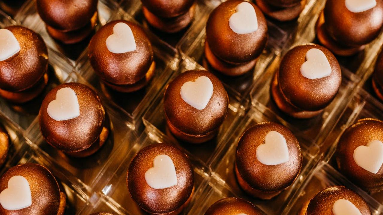 12 irresistible dessert pairings for your coffee or tea break