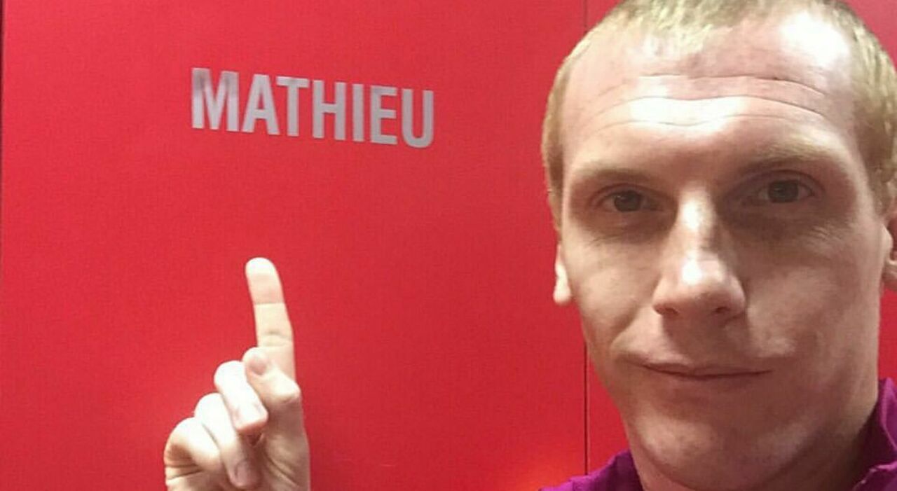 Jeremy Mathieu, dal triplete col Barcellona al lavoro da commesso in un ...