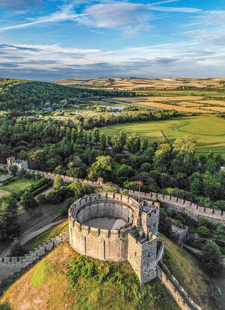 Arundel Castle shortlisted for prestigious Garden of the Year Award ...