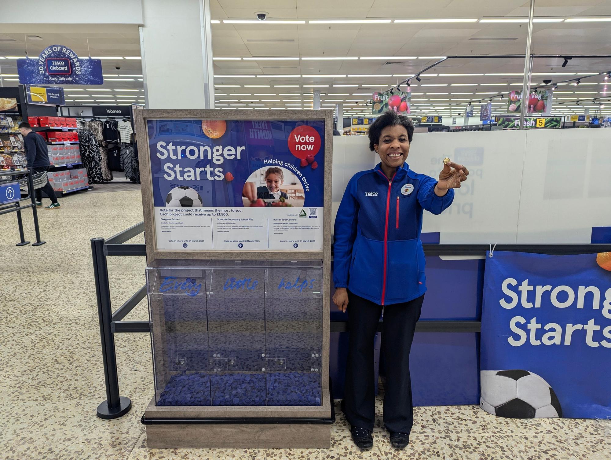 Tesco shopper selects Oakgrove School to receive a £5,000 donation