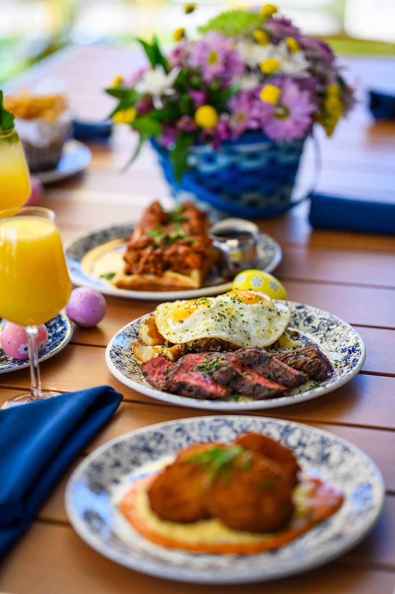 Milwaukee-area restaurants offering Easter brunch and dinner options in ...
