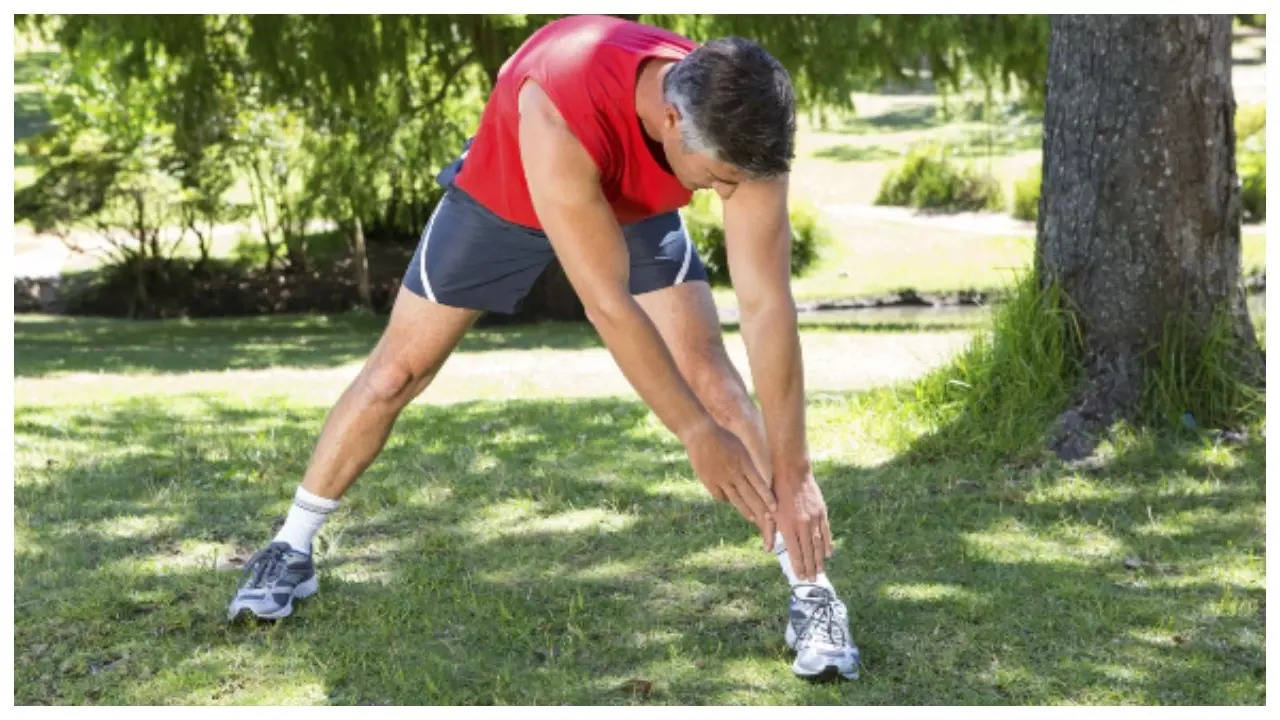 Do you warm up before walking? Here's why it is crucial (and the easy ...