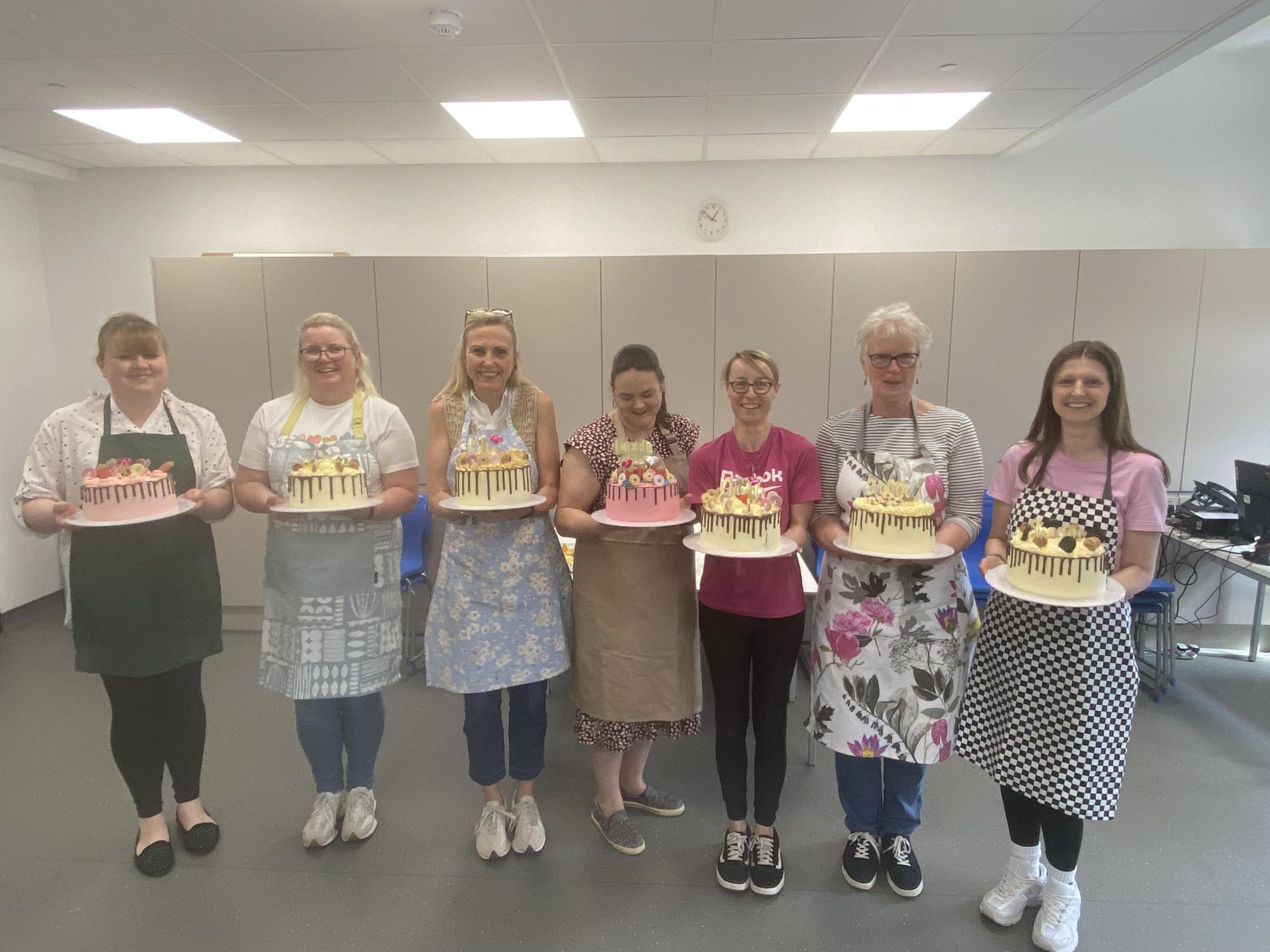 Baking business owner takes action to teach cake decorating skills