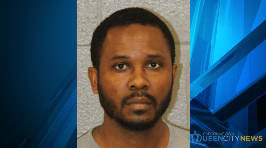 Charlotte high school teacher accused of sending inappropriate messages ...