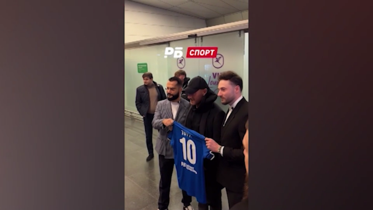 L’arrivo di Totti a Mosca per il premio Rb International Award