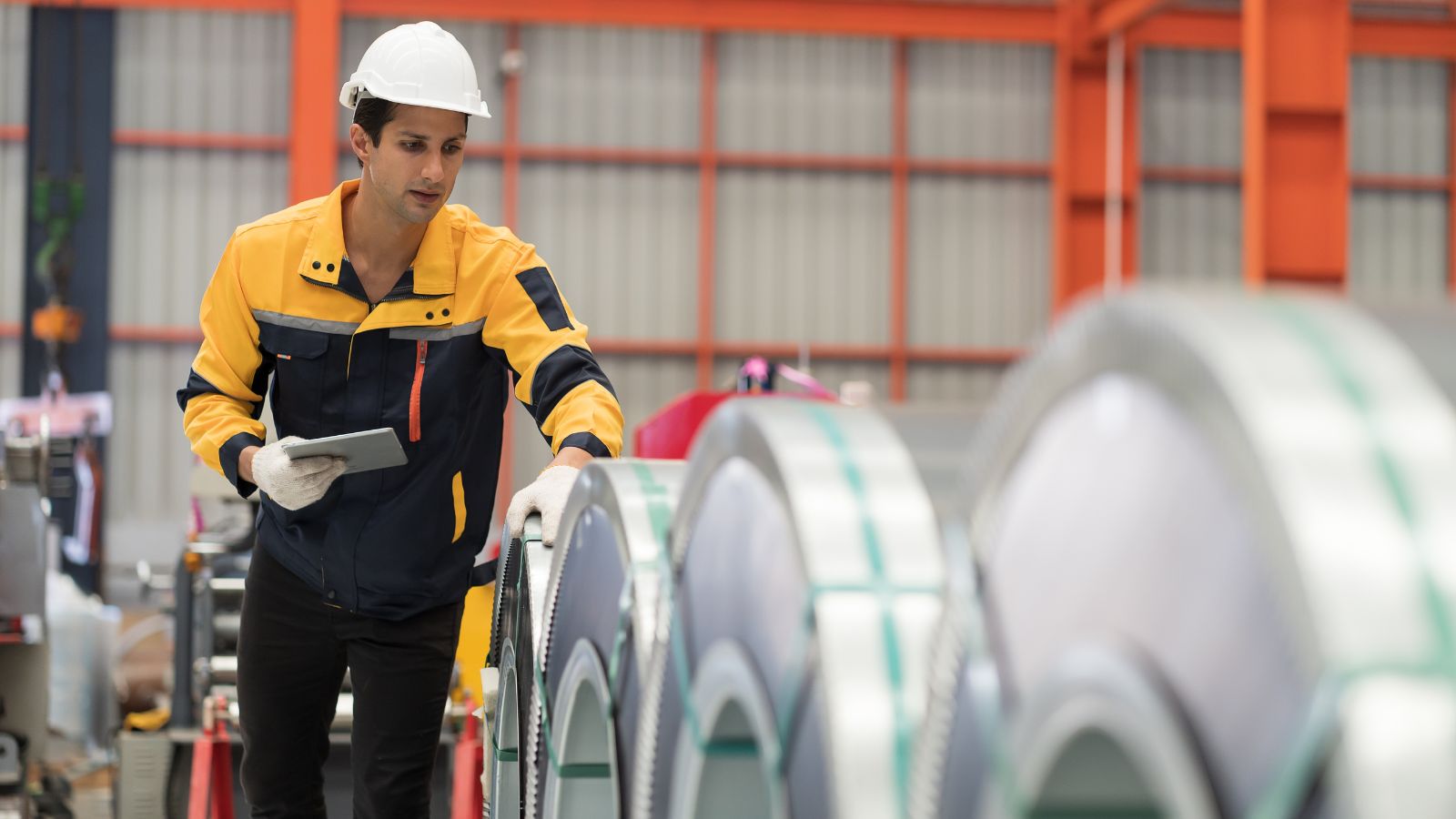 Canadian steelmakers blast Ottawa for extending tariff relief on US imports