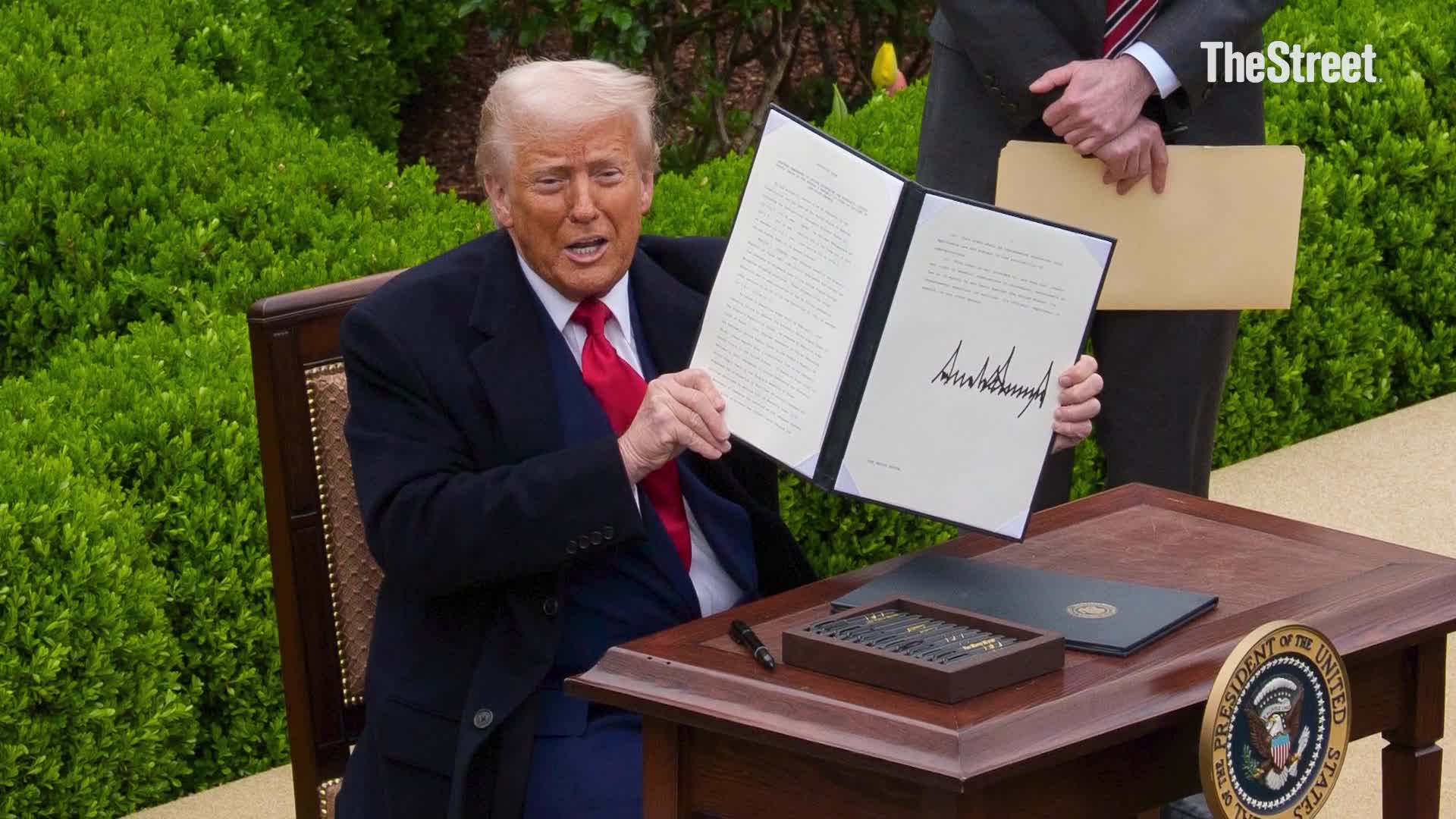 Jamie Dimon sounds the alarm on tariffs