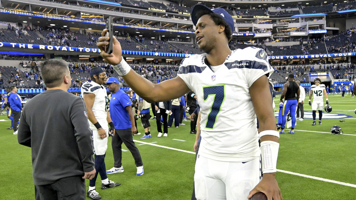 The ‘disconnect’ that led to Raiders QB Geno Smith’s shocking Seahawks ...
