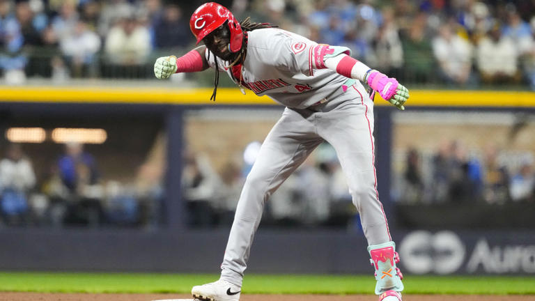 Reds rumors: The reason Elly De La Cruz won’t follow Vladimir Guerrero ...