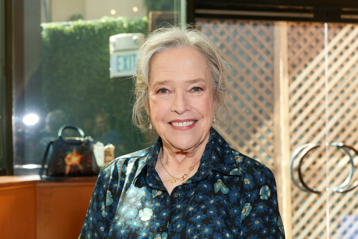 Kathy Bates Announces Career First in Over 2 Decades