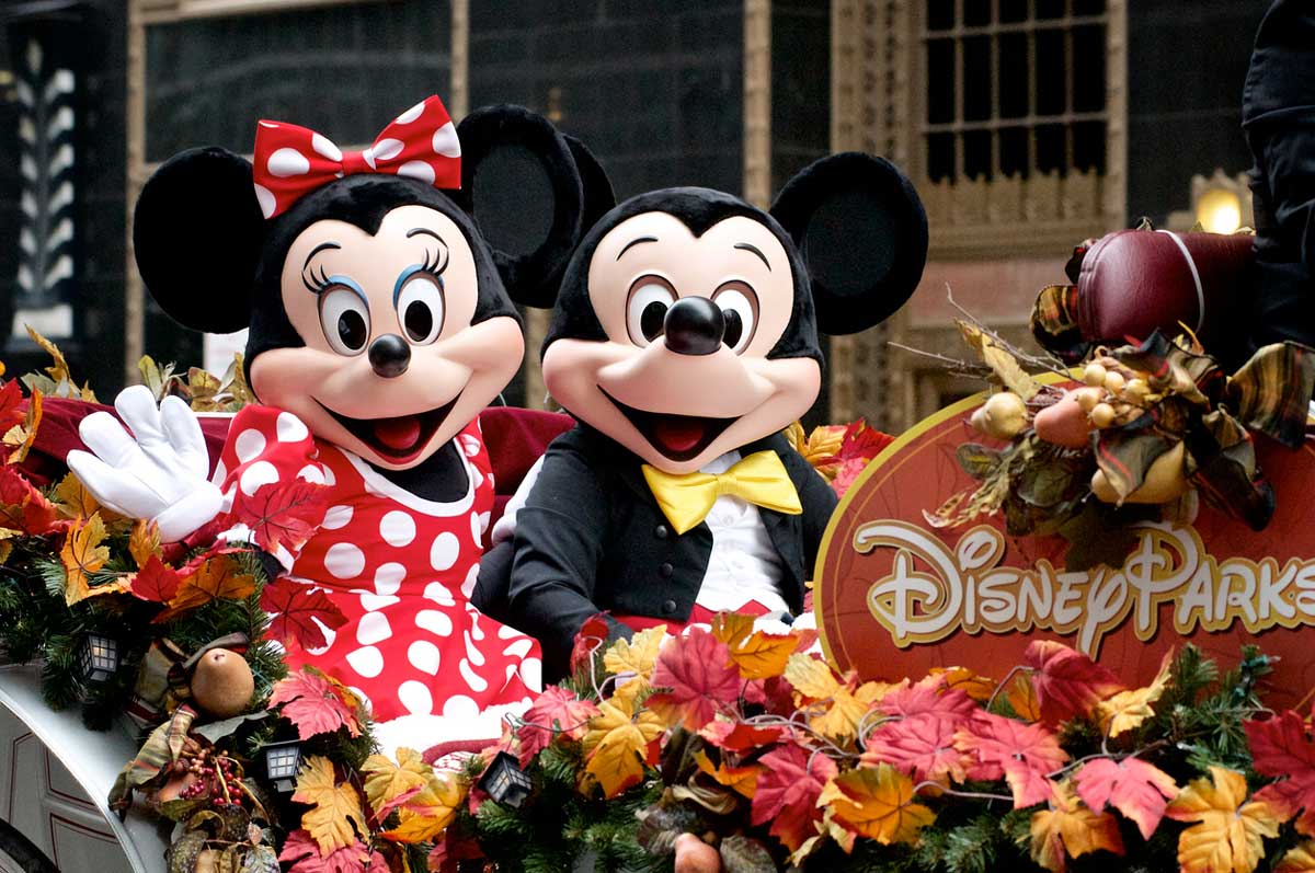 16 Valuable Vintage Disney Items