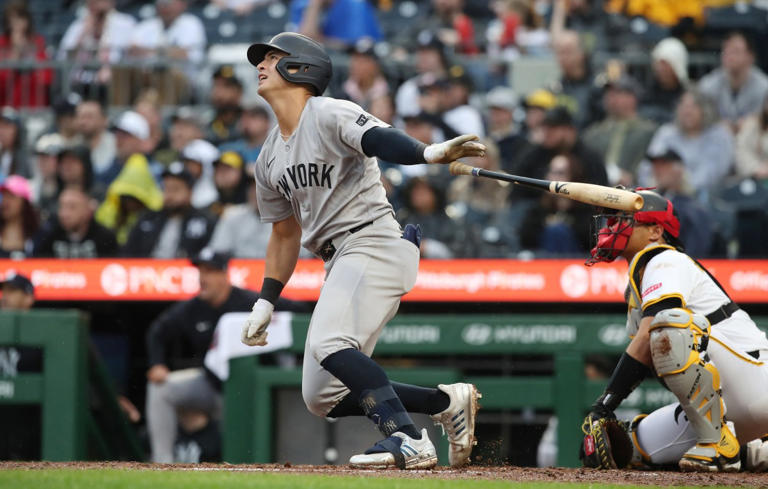 Yankees seeing early payoff from torpedo bat-driven breakout