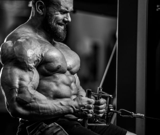 Anti-Bodybuilding Hypertrophy Program (ABBH): come funziona e a cosa serve