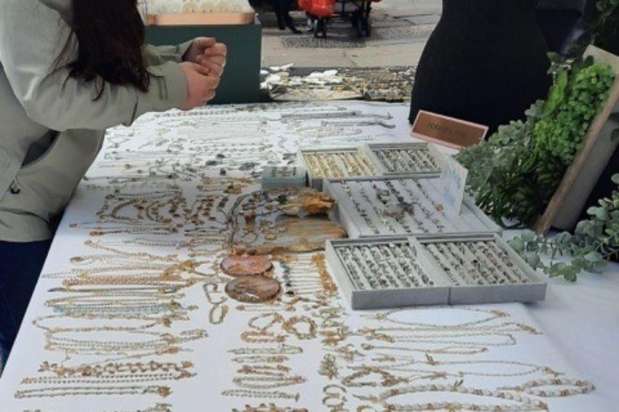 Antiques, vintage and decorative arts market returns to Chichester this ...