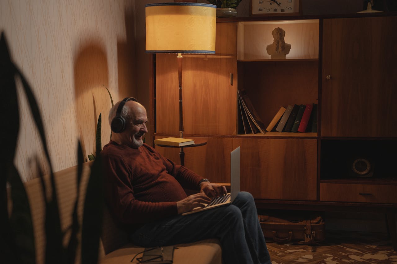 15 Flexible Jobs That Are Perfect for Semi-Retirement