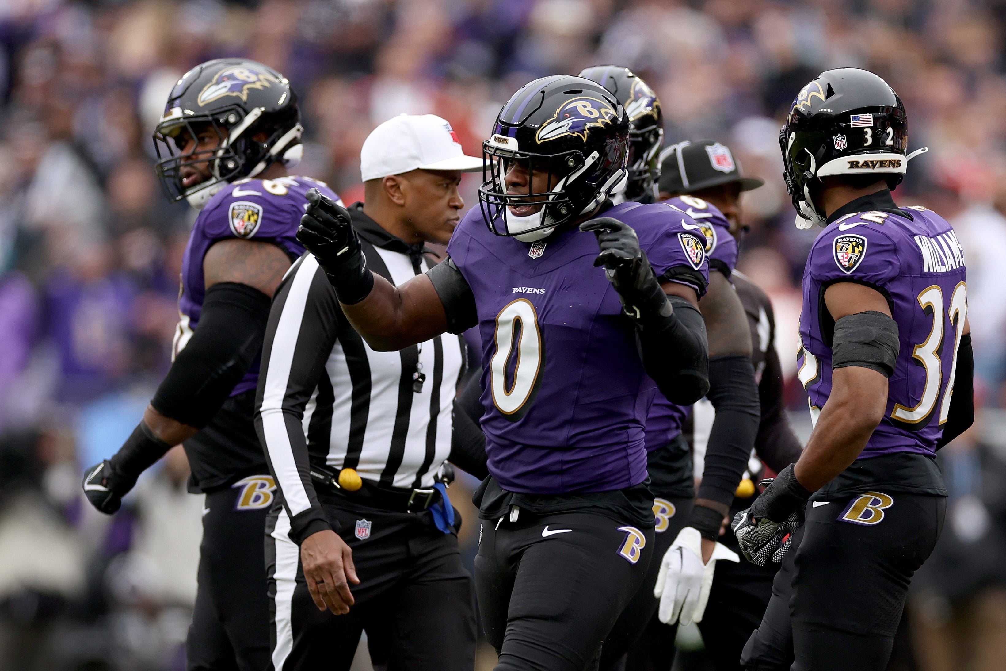 Ravens All-Pro linebacker makes a list of the Top 10 NFL defenders to ...