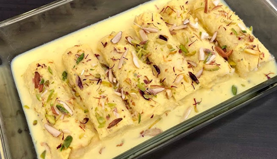 Bread Malai Gilori: This sweet melts as soon as you keep it in your ...