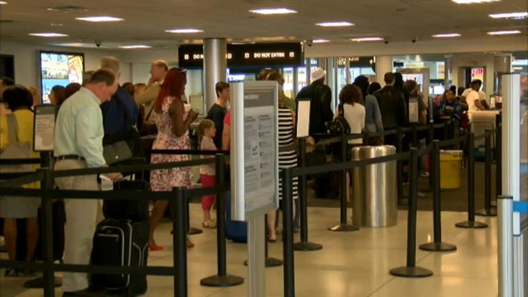 Real ID vs Enhanced ID: Explaining the difference ahead of May 7 deadline