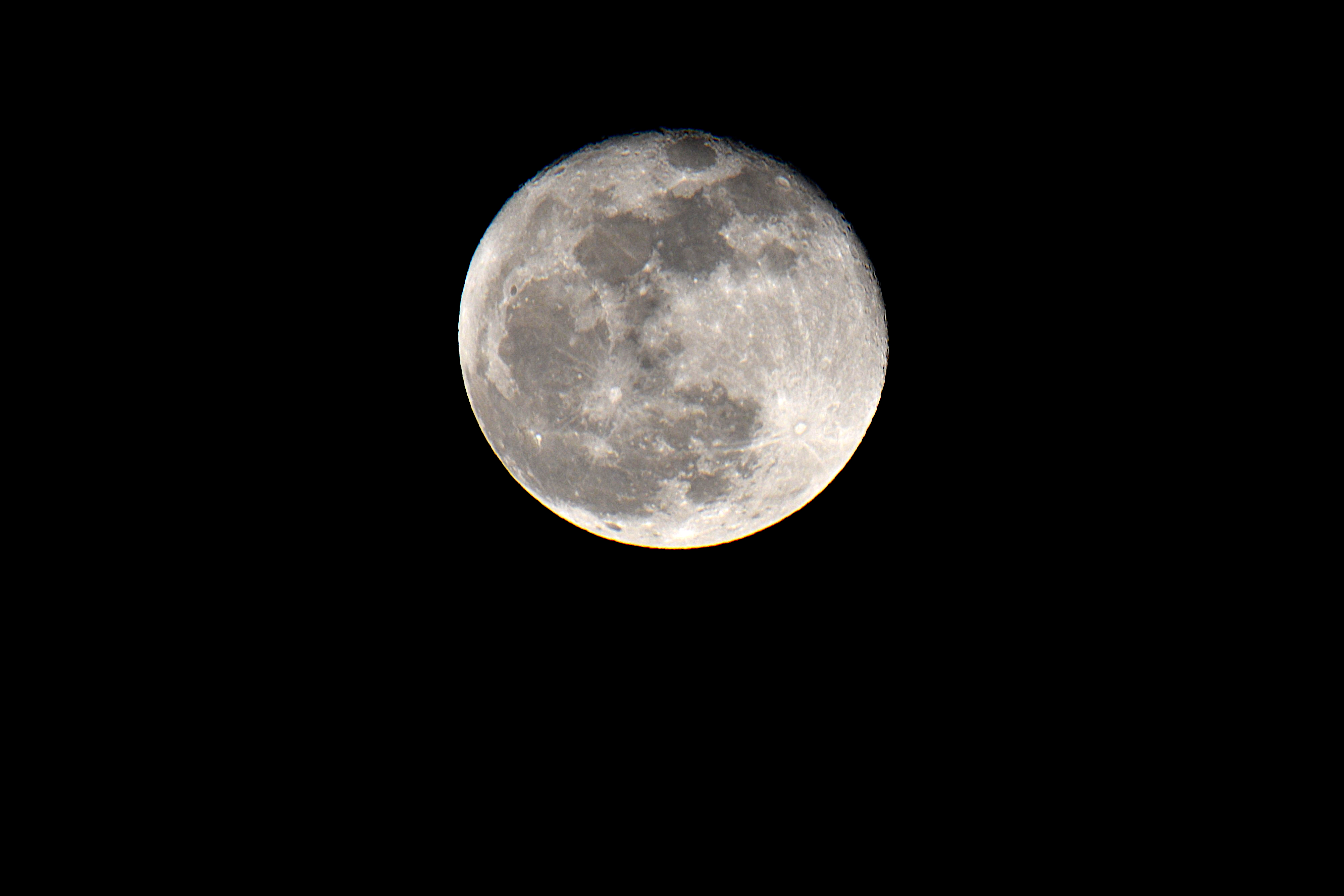 How to see ‘pink micromoon’ light up UK skies this weekend