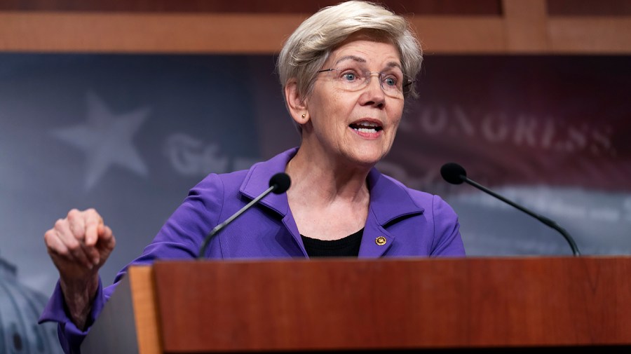 Warren: Trump ‘trying to make the Fed the bad guys’