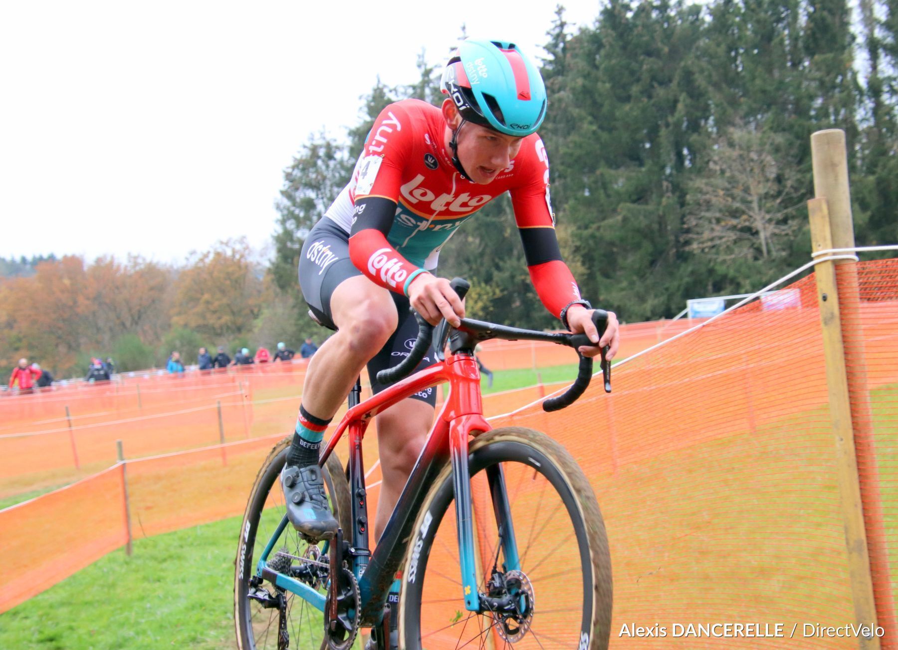 Lotto s'ouvre au cyclo-cross