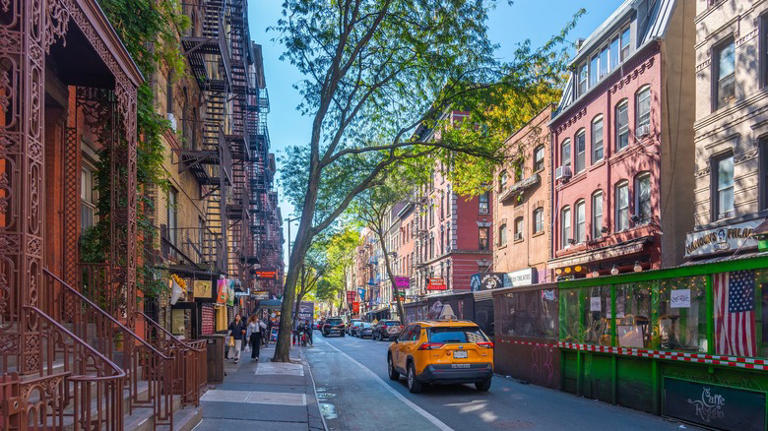 One Of New York's Liveliest Neighborhoods Is An Artsy, Foodie Paradise ...