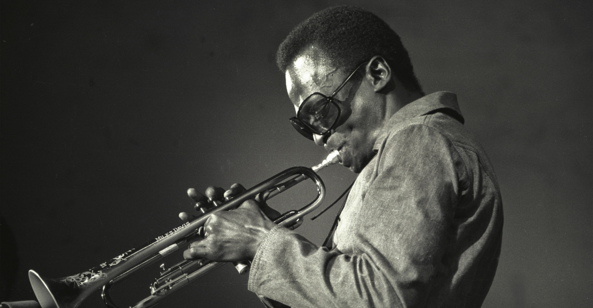 Intriguing objects famous figures were buried with