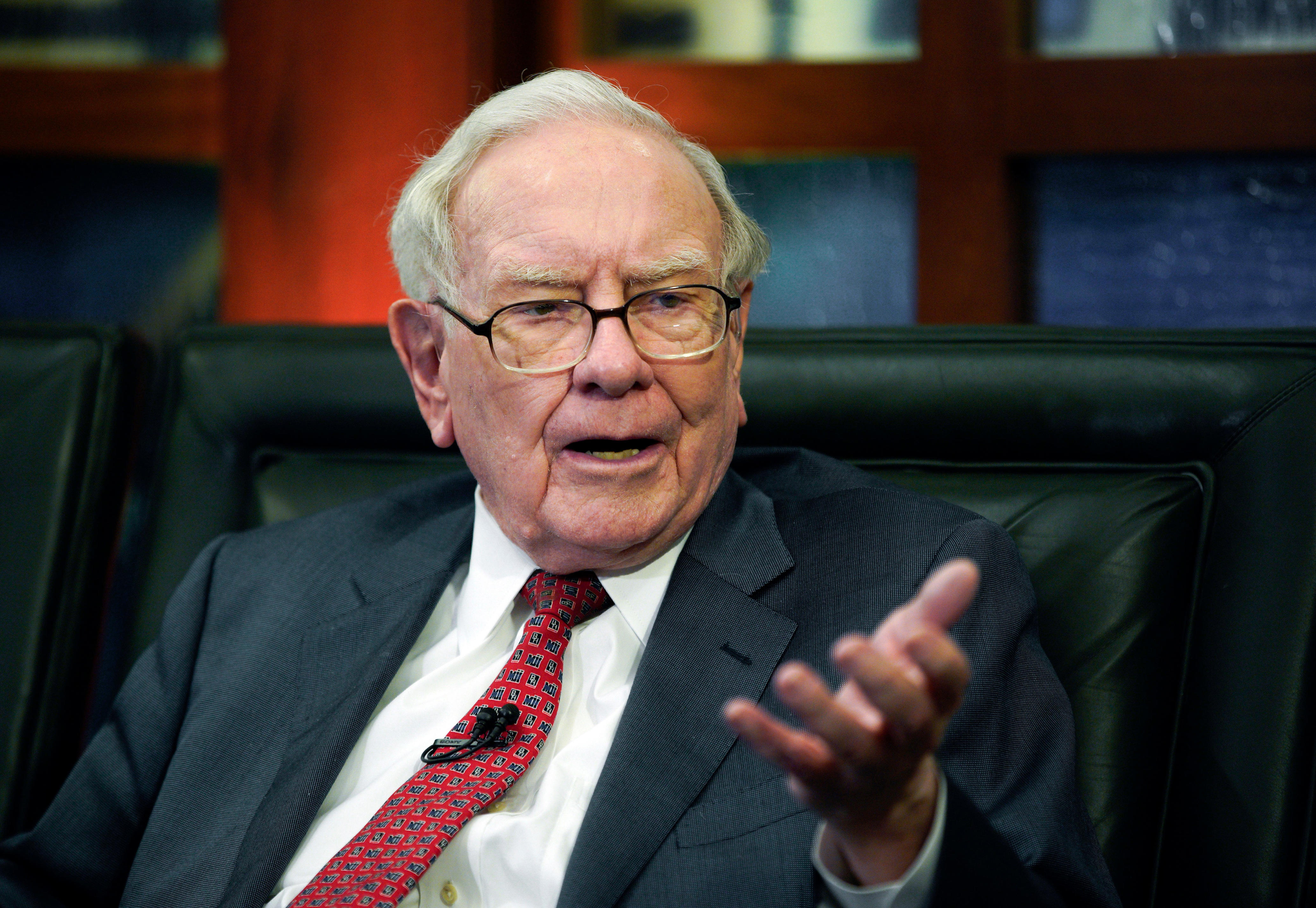 Warren Buffett's company took Kraft Heinz off its subsidiary list weeks ...