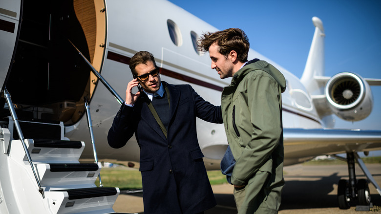 Do Private Jet Passengers Have To Go Through TSA Security Checks?