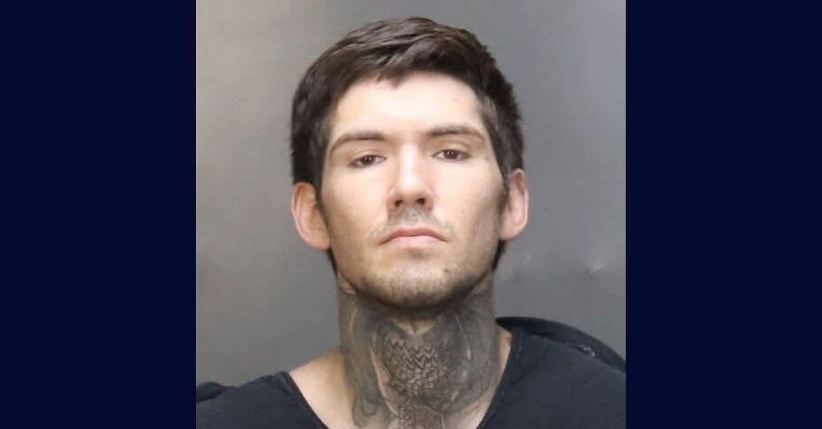 Man burns 67-year-old girlfriend with hot soup because she was talking ...