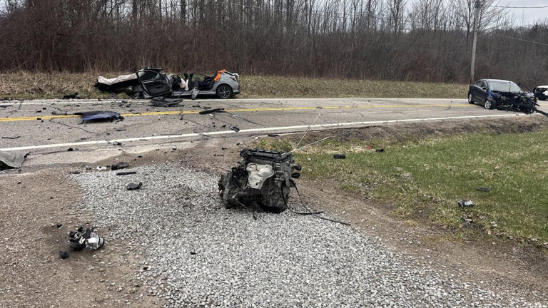 Driver Drops Doughnut And Causes Brutal Accident On Highway Involving