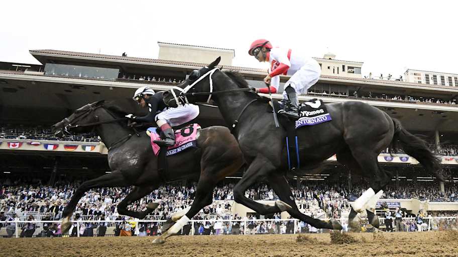 America's Best Racing Lists Flying Mohawk, Tiztastic as Horses "Heating ...