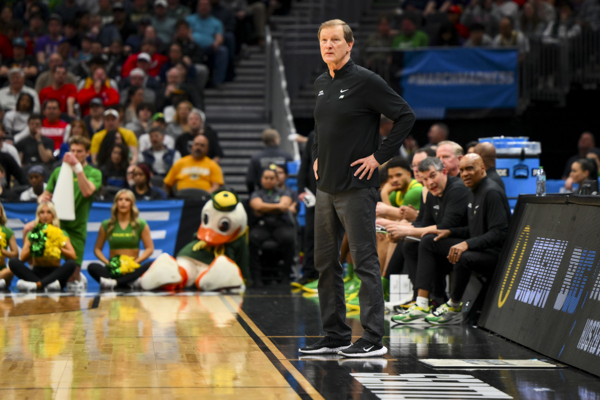 Oregon Basketball Gets Massive Roster News on Sunday
