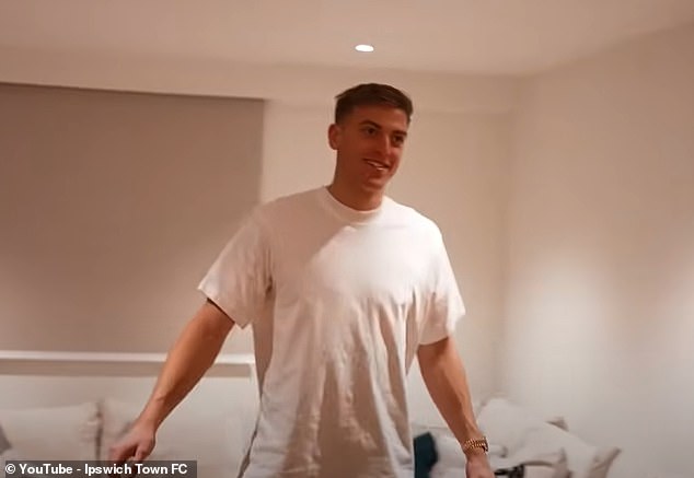 Meet Liam Delap: Man United's No 1 striker target lives a bachelor life ...