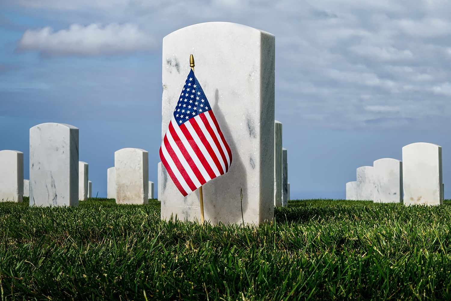 Ohio Woman Says Locating Unmarked Graves of Veterans, and Raising Money ...